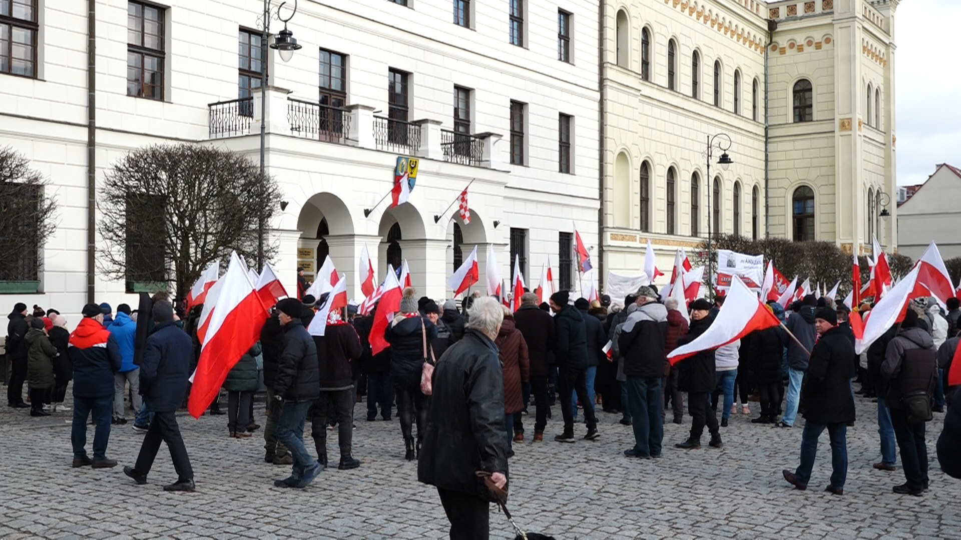 ZUBOWSKI: PROWADZONE SĄ DZIAŁANIA PRZECIWNE RACJI STANU
